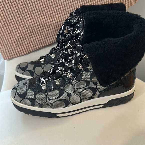 Coach | Shoes | Coach Tailor Shearling Signature Boot Sz 9 | Poshmark